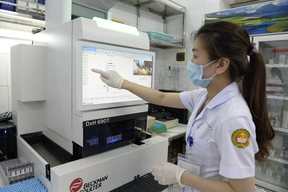 HỆ THỐNG PHÂN TÍCH HUYẾT HỌC DxH690T THẾ HỆ MỚI ĐẦU TIÊN ĐƯỢC LẮP ĐẶT THÀNH CÔNG TẠI VIỆT NAM ...