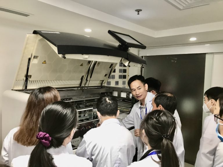 KHÓA ĐÀO TẠO: “NÂNG CAO HIỆU QUẢ SỬ DỤNG MÁY MIỄN DỊCH LIAISON XL HÃNG ...